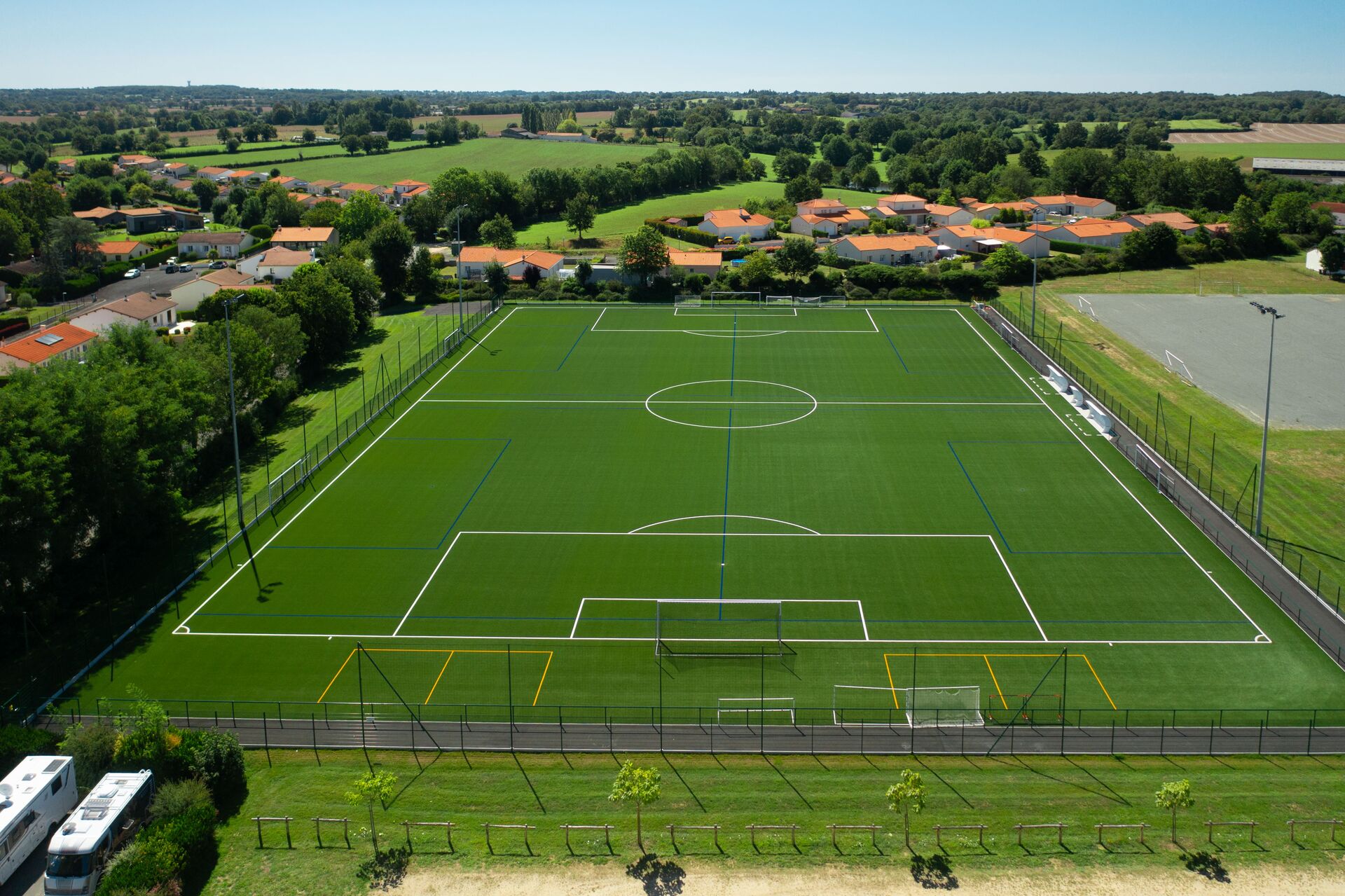 Gazon Synthétique pour Terrains de Football - SPORTINGSOLS