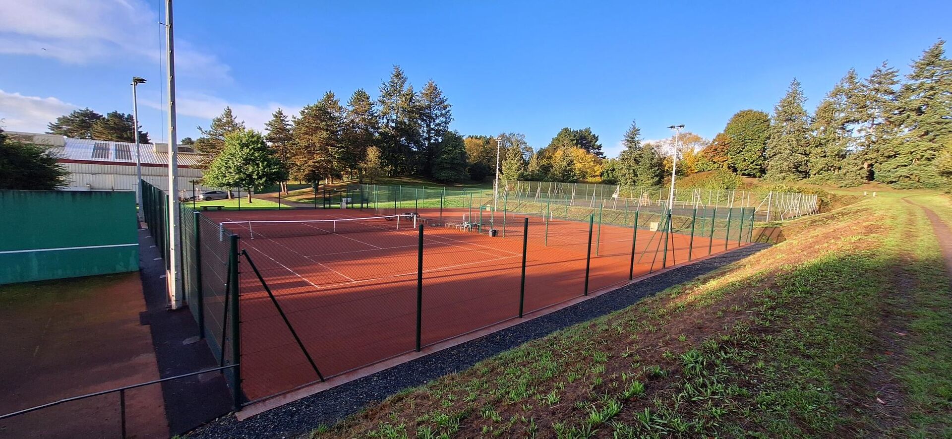 Terrains de Tennis Terre Battue Artificielle - SPORTINGSOLS